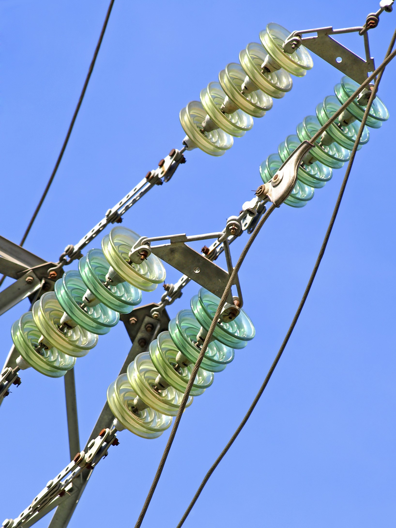 Störfestigkeitsprüfung: Anwendung der Reihe IEC 61000-4 | WEKA